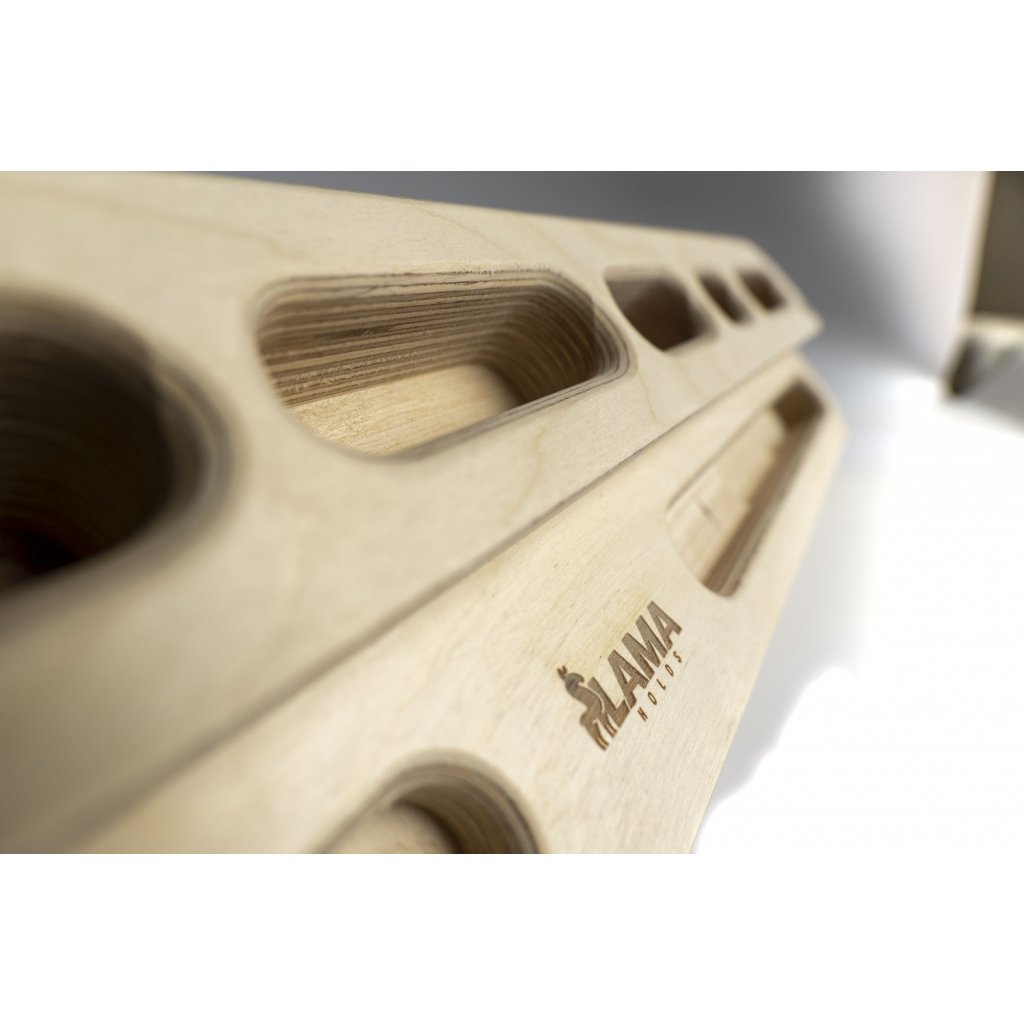 Lama Totem - Lama Holds